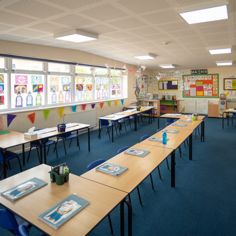 Bampton CE Primary School - Thames Ceilings